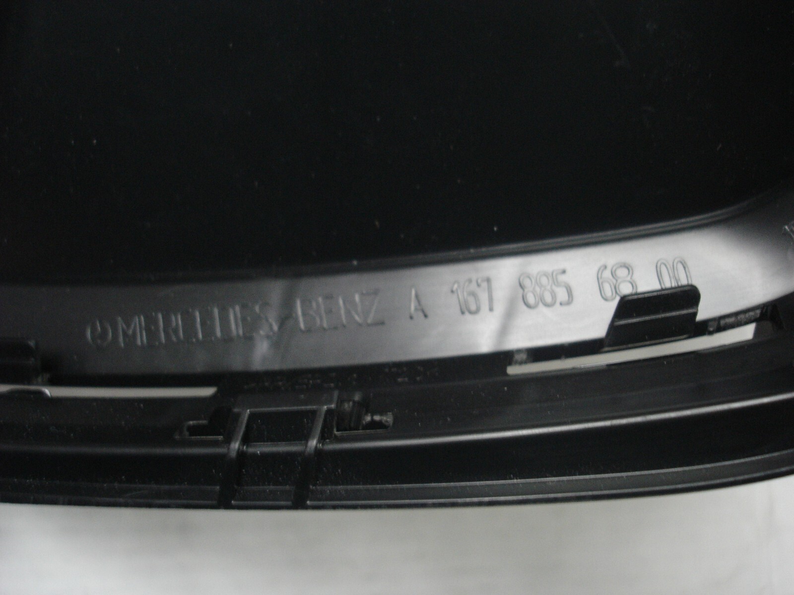 MERCEDES-BENZ A 1678856800 PIPE SHIELD COVER BUMPER AREA RIGHT SIDE | eBay