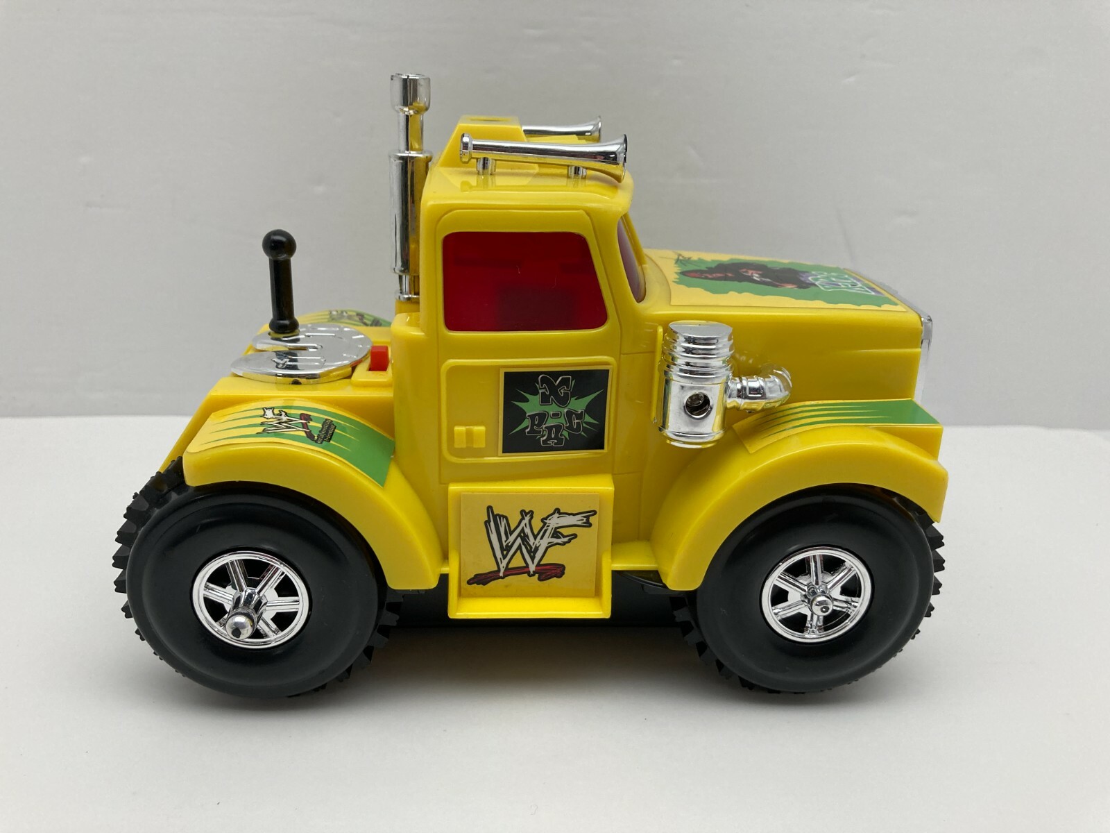 WWF 2000 X-Pac Tumble Truck Battery Operated Yellow Semi Rig Toy WWE 7 ...