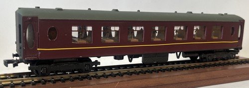 UNBOXED VINTAGE HORNBY DUBLO OO BR MK1 MAROON MODEL COACH w/ GREY ROOF ...