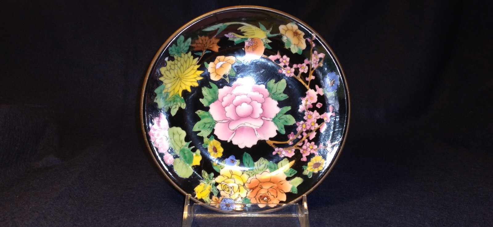 Vintage Chinese Decorative Bowl Enamel On Porcelain Brass Casing 7 ...