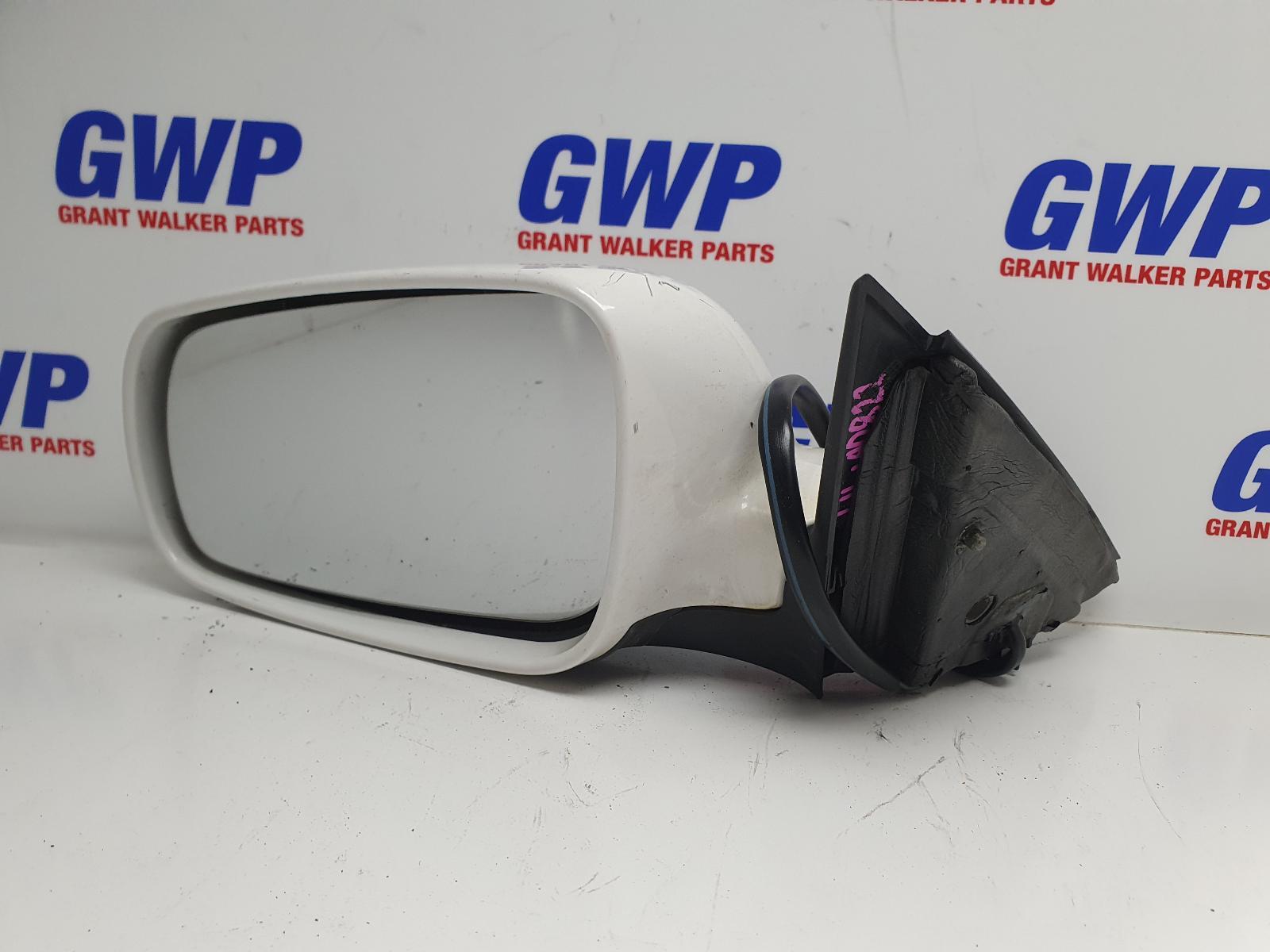 Volkswagen Passat 97-05 Left Door Mirror 3B/GP, Manual Folding (1 Plug ...