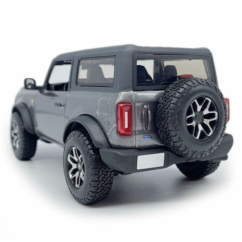 1/24 Scale Ford Bronco Badlands Model Car Metal Diecast Collectible ...
