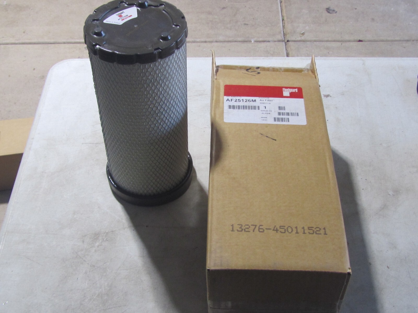 CUMMINS 4020551 - Air filter cross reference