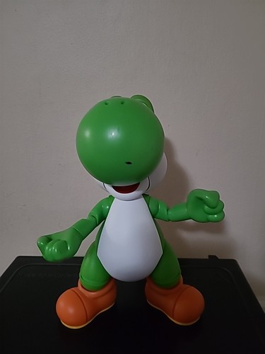 SUPER MARIO Let's Go, Yoshi! 12-Inch-Tall Interactive Action Figure ...
