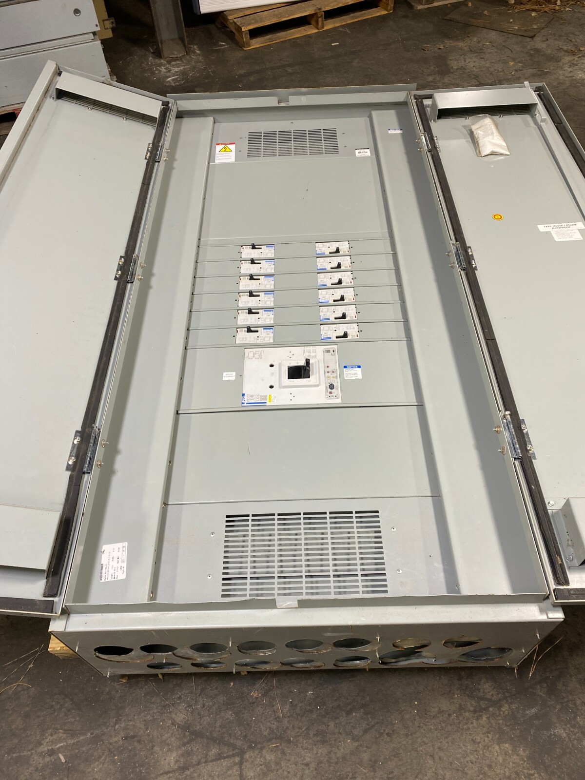 Eaton PRL4 Panelboard 1200A 480/277V 3PH PDG53M1200E4RN 3R Enclosure ...