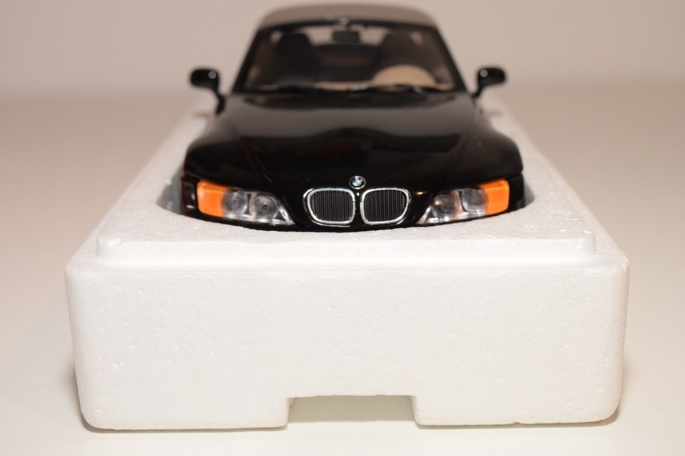 A80 1:18 UT MODELS BMW Z3 ROADSTER BLACK WITH TAN SOFT TOP MIB | eBay