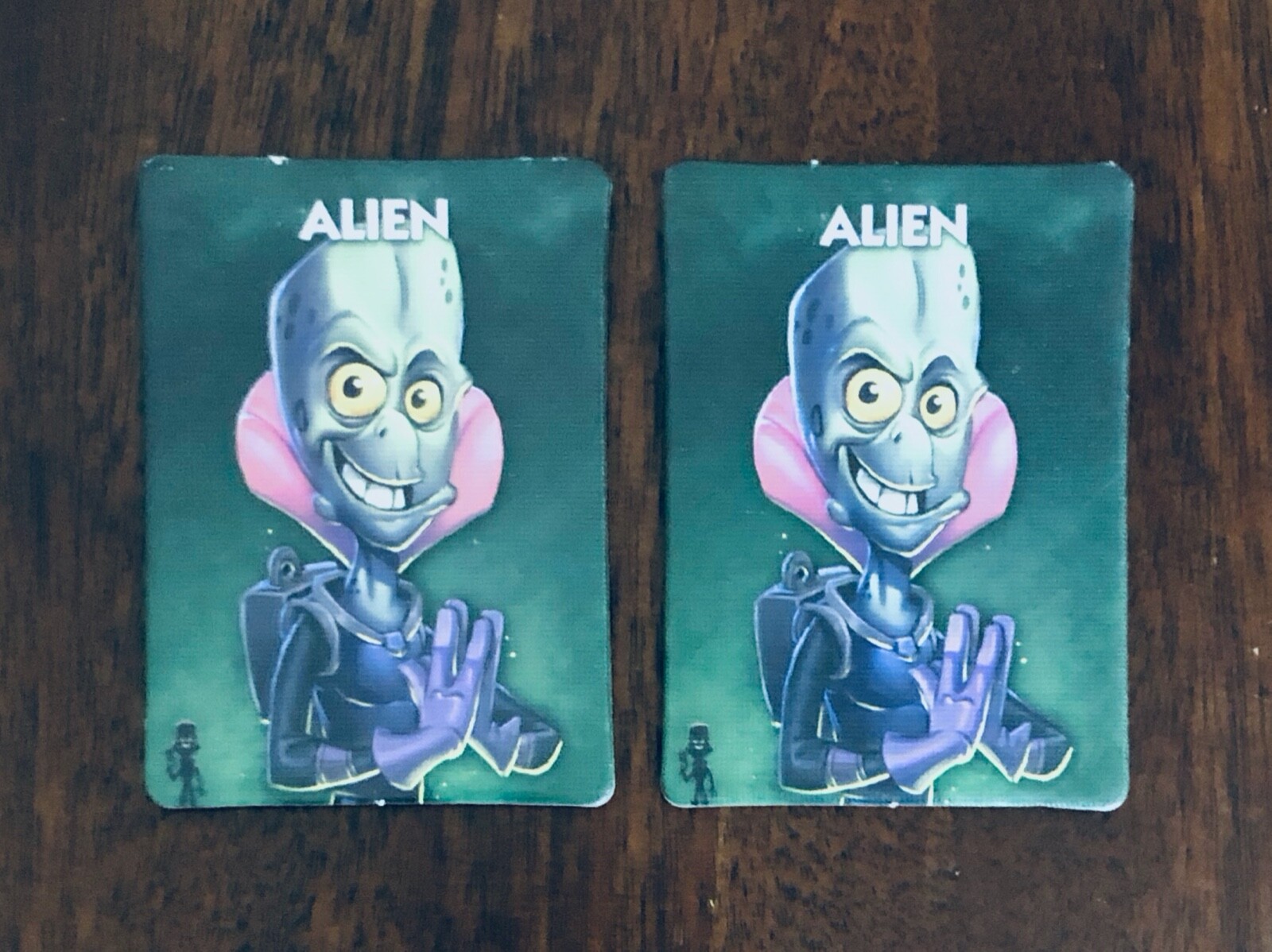 One Night Ultimate Alien (2 Alien Cards) Official Extra/Replacement ...