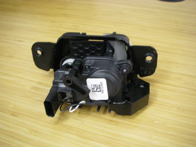 Genuine Mopar Tailgate Latch Right 68312079AM | eBay