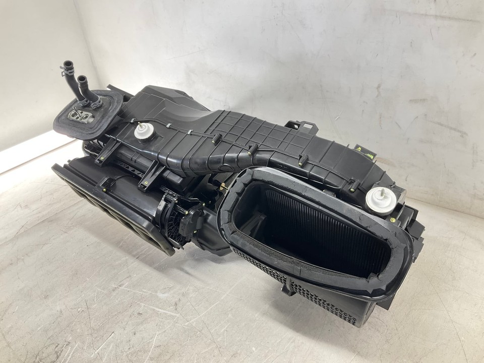 12 Jeep Grand Cherokee Front Heater Box Housing Assembly OEM | eBay