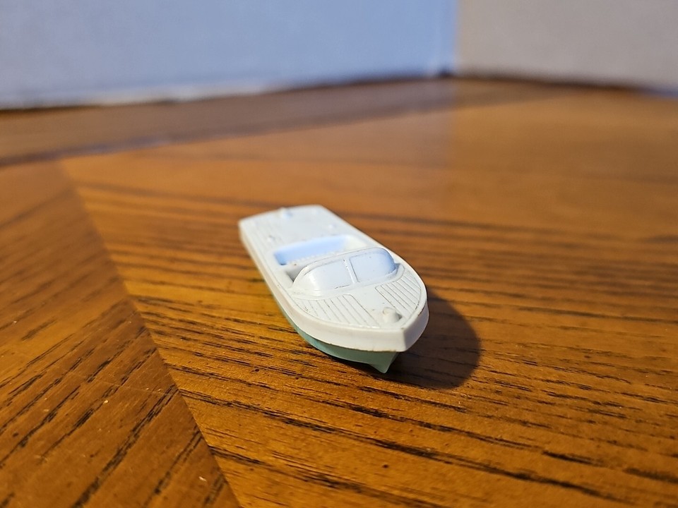 VINTAGE TOOTSIETOY TOOTSIE 2.5 inch CHRIS-CRAFT CAPRI BOAT BLUE PLASTIC ...