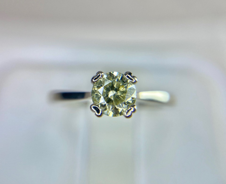 14k White Gold Fancy Light Yellow Round Brilliant Diamond Engagement ...