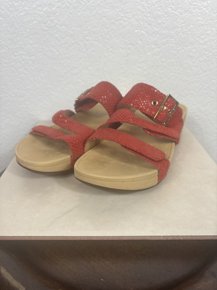 Vionic Pacific Rio Wedge Sandals Women's 9 Red Lizard Print Platform ...