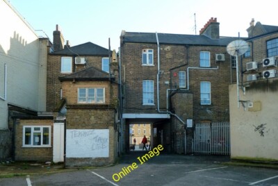 Photo 6x4 Way through to Mackenzie Street Slough/SU9979 The street ...