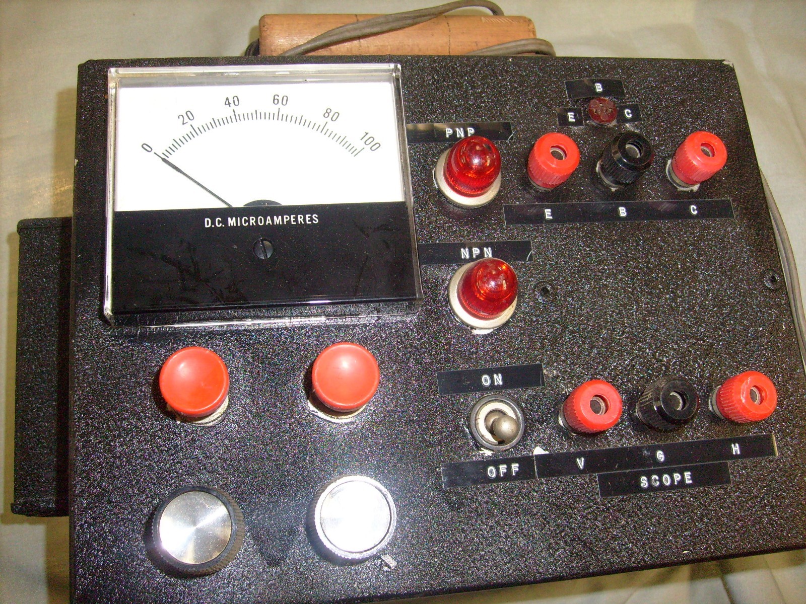 Vintage Ham Radio Bench meter tester - Scope , PNP NPN program plug ...