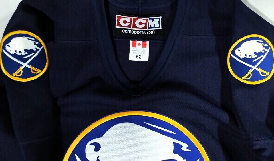 VTG-PRO-52 BLANK BUFFALO SABRES NHL 75th PATCH CCM/MASKA AUTHENTIC ...