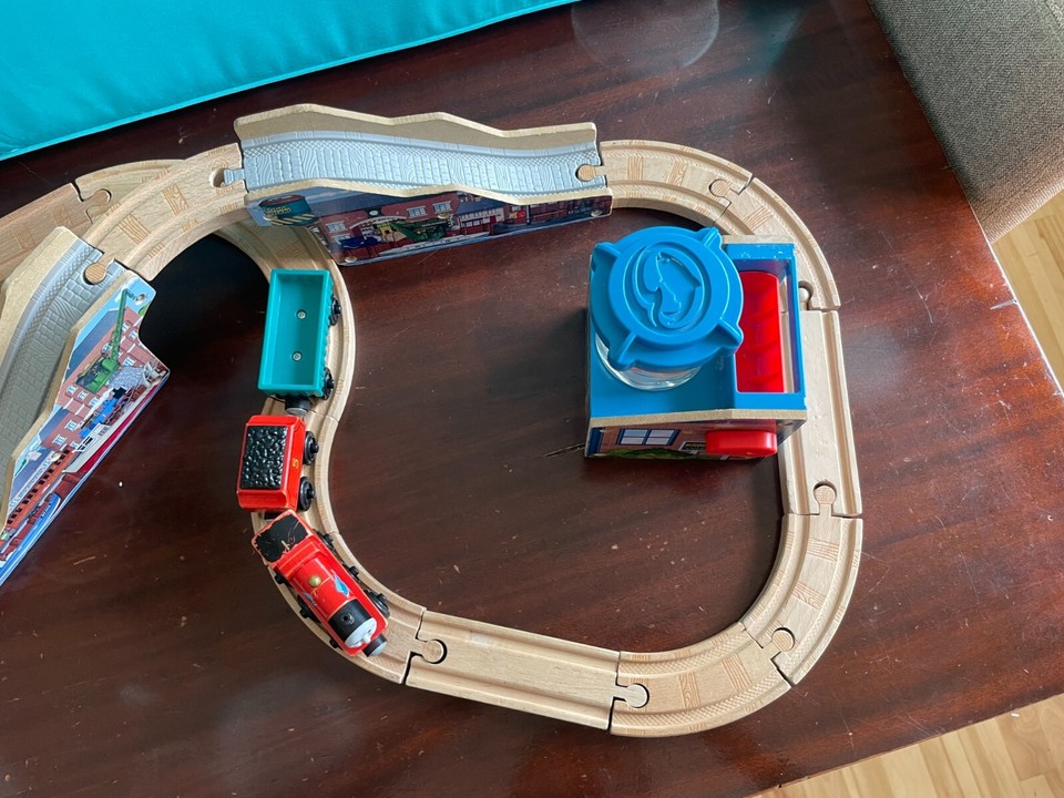 Thomas & Friends Wooden Railway Wood Train Set - JAMES FISHY DELIVERY ...