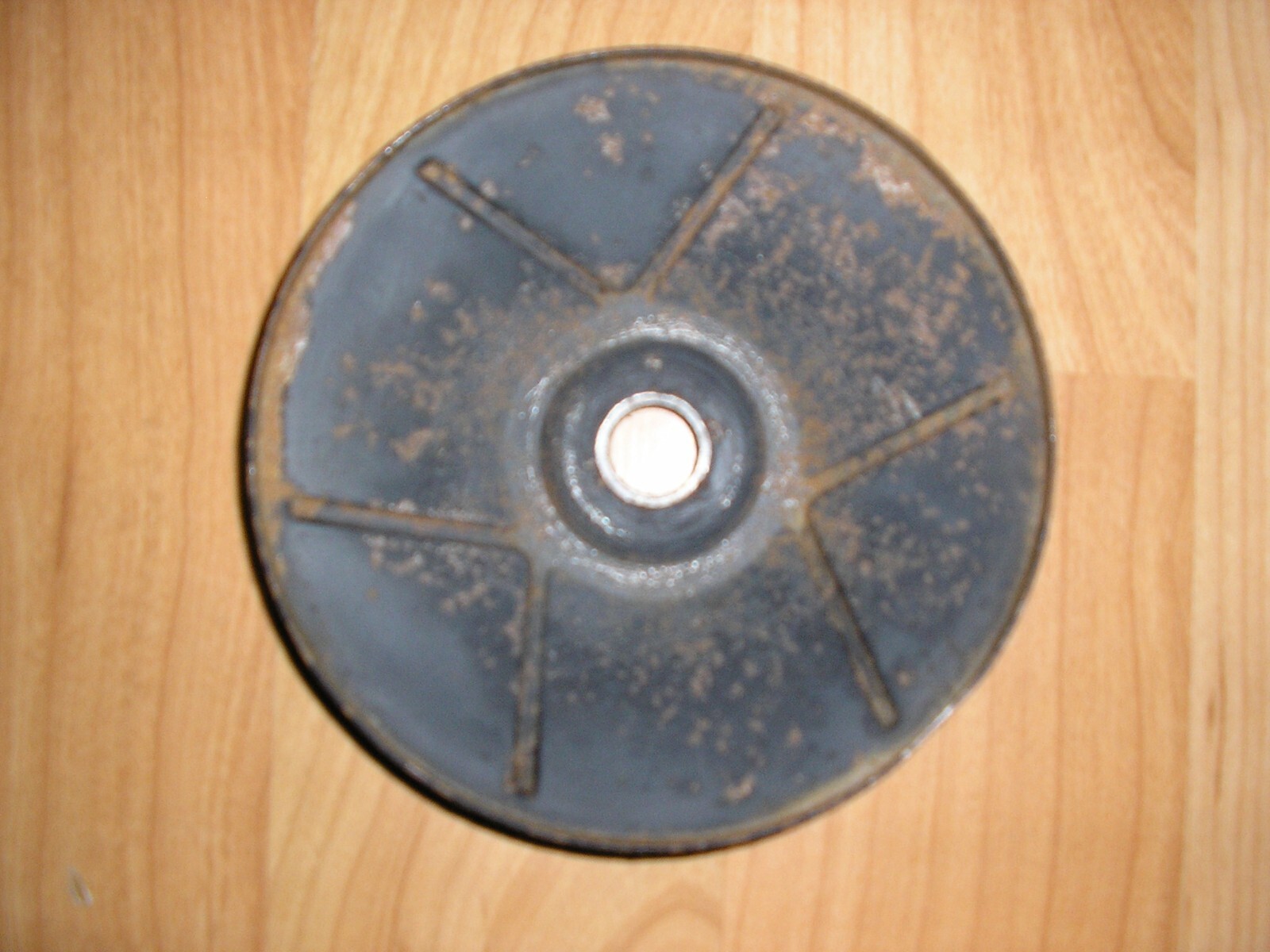 MOTO GUZZI V35 V50 V65 REAR WHEEL HUB PLATE | eBay