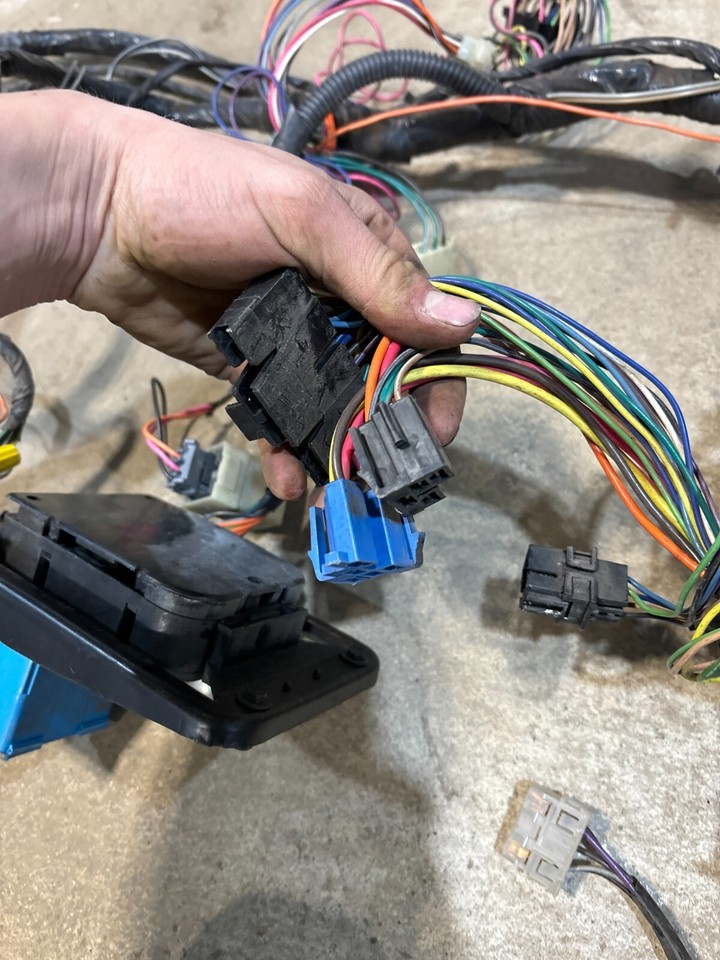 1985-1992 FIREBIRD TRANS AM CAMARO? TPI AUTO UNDERDASH WIRING HARNESS ...