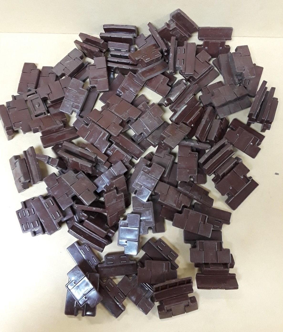 100 Brown Shutter Door Magnets Catch Cabinet Latches Magnetic Furniture ...