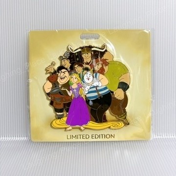 D23 Limited MOG Rapunzel jumbo size pin badge LE400 Destination D23 ...