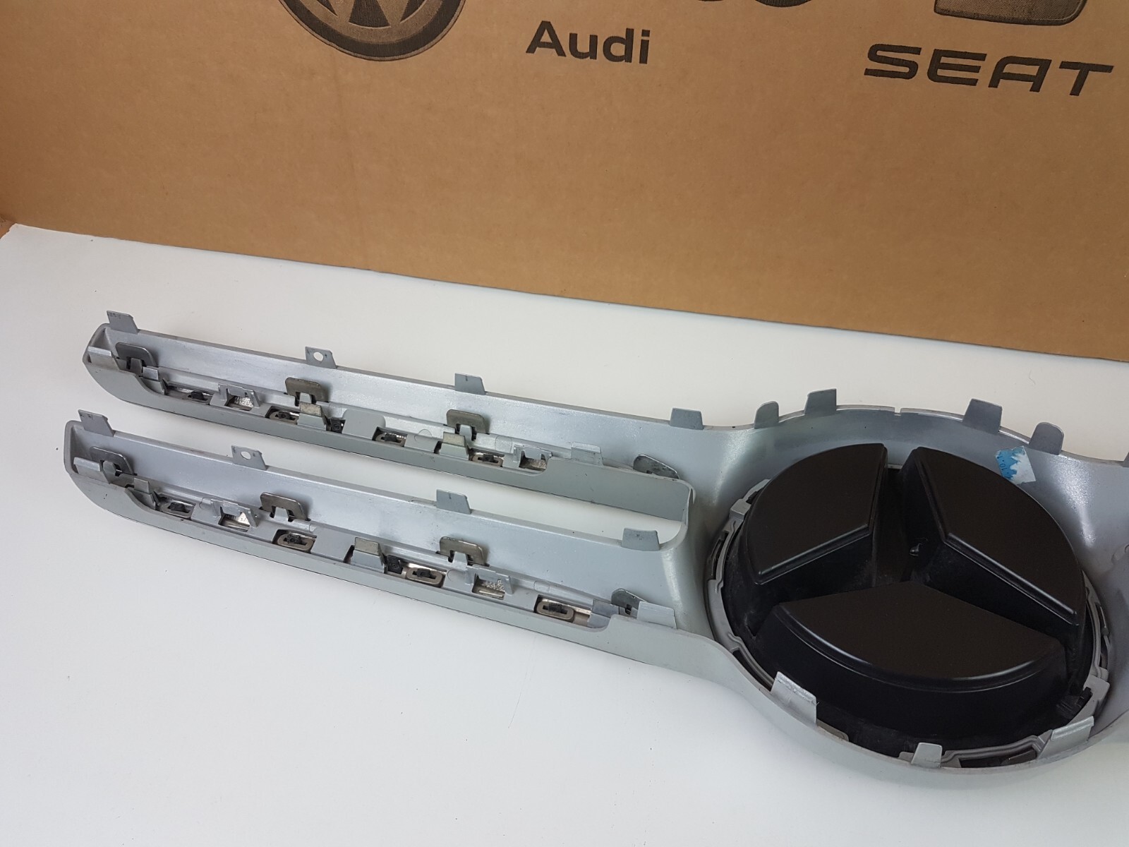 Original Mercedes W213 E-Klasse Blende Kühlergrill Grill 2138880260 ...