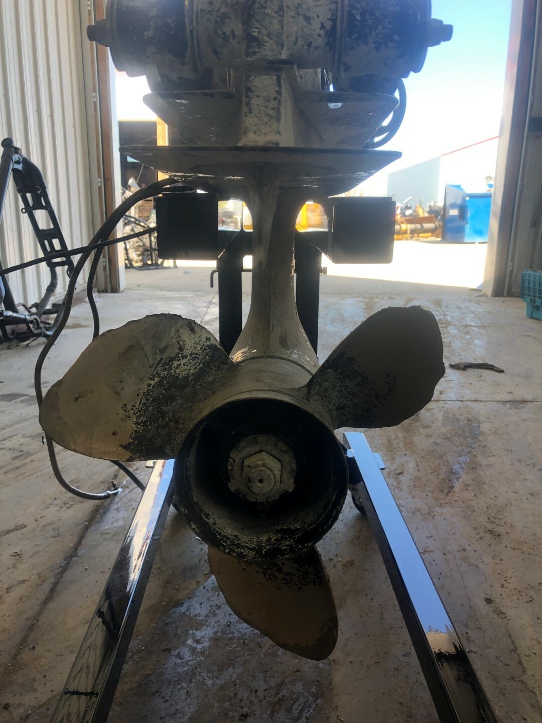 Mercury MerCruiser Alpha 1 Outdrive outdrive upper and lower | eBay