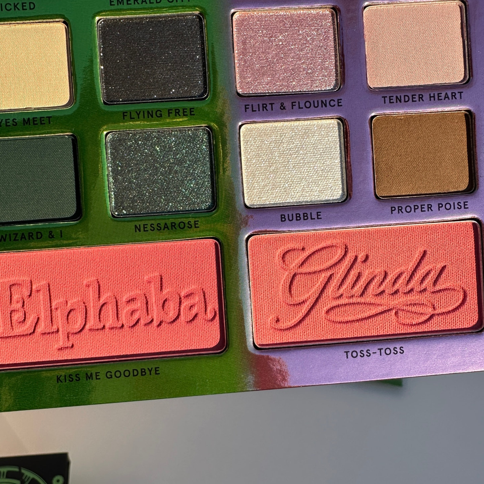 One/Size WICKED Unlimited Eye Face Palette Defying Gravity Highlighter ...
