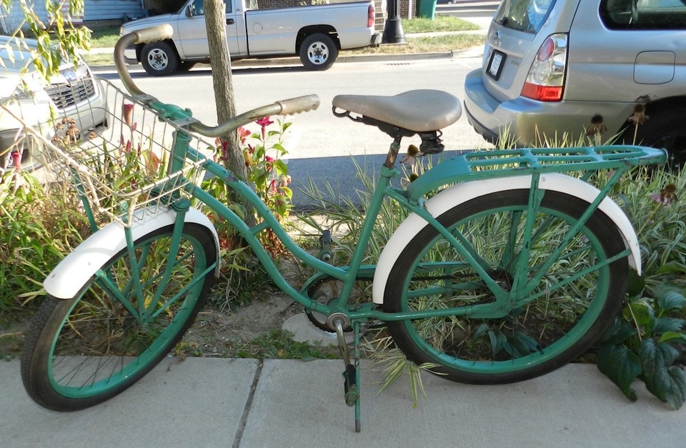 1940s SunRacer Bicycle w/ Head Badge - skip-tooth - H.S.B. & Co ...