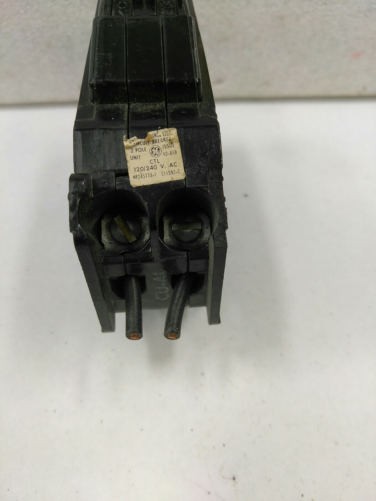 GE Type TR 15 Amp 120/240VAC 2 Pole Twin / Tandem Plug In CHIPS Breaker ...