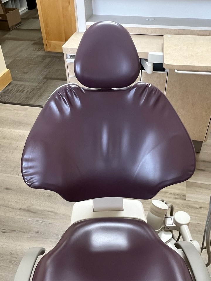 Adec 511 Dental Chair With Doctor/Assistant Delivery Units & Exam Light ...