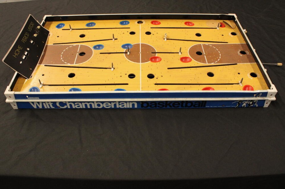 1962 COLECO GAMES WILT CHAMBERLAIN BASKETBALL GAME GB2518 | eBay