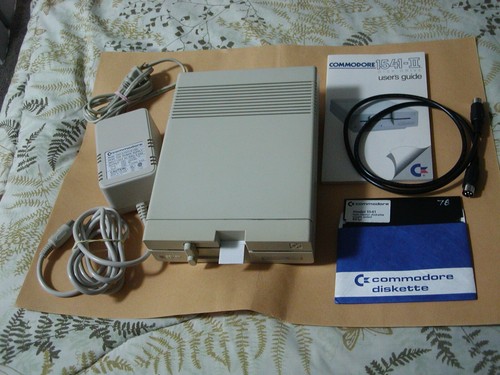 Commodore 1541-II Disk Drive w/ Manual, Serial, Power Cables C64 / C128 ...