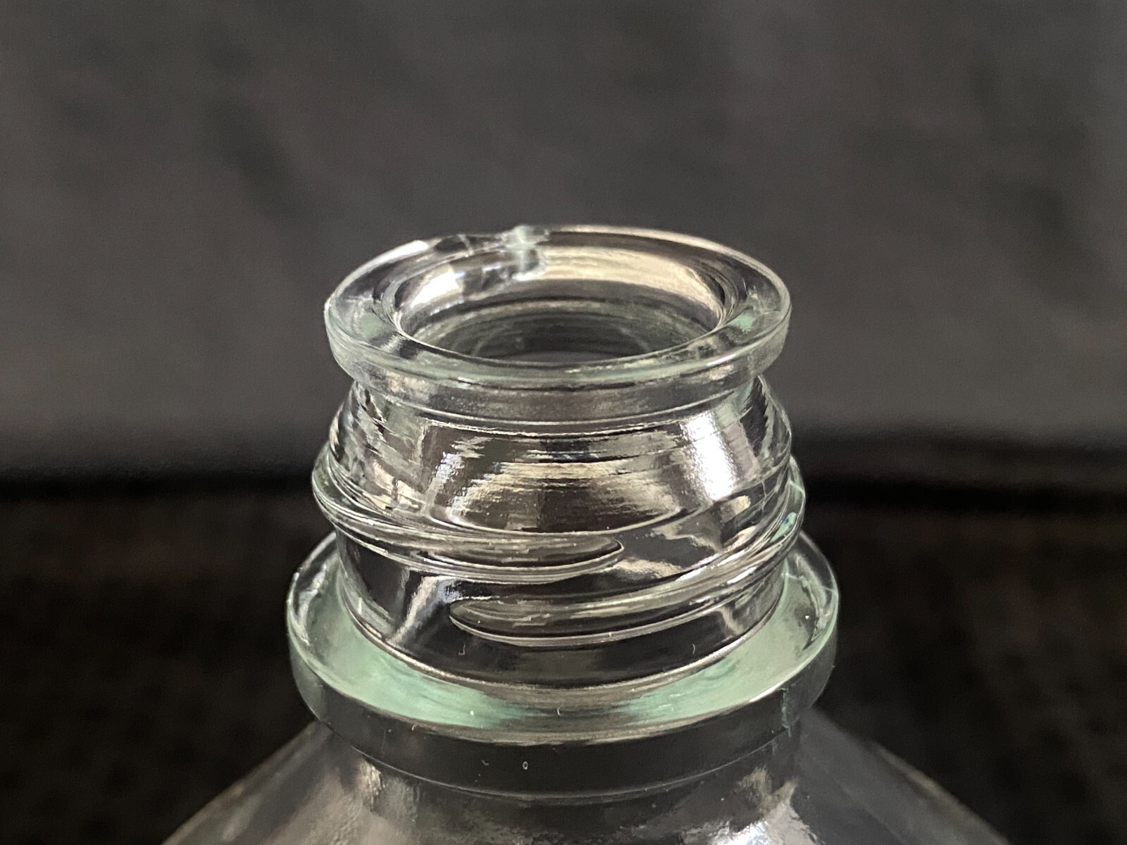 Kimax-35 Glass 500mL Graduated Media Storage Bottle w/ Screw Cap Chip ...