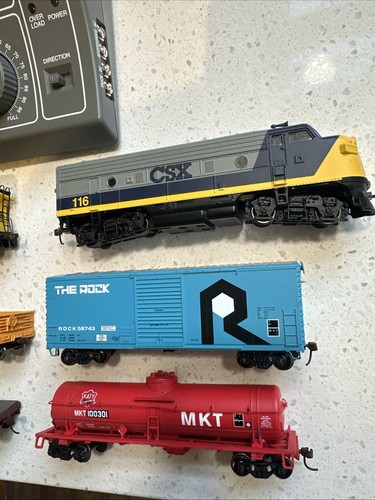 Lot HO Scale Athearn F7A Locomotive CSX 116 & Throttle Control & 5 ...