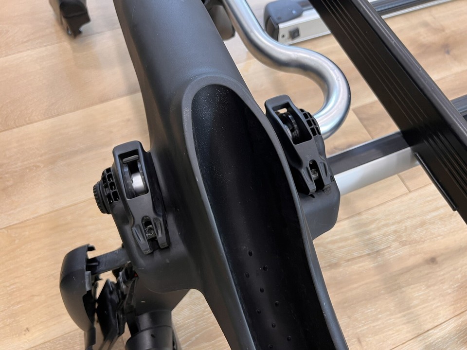 BARRACUDA OEM VOLKSWAGEN ROOF BIKE RACK CARRIER 000071128F logo city ...