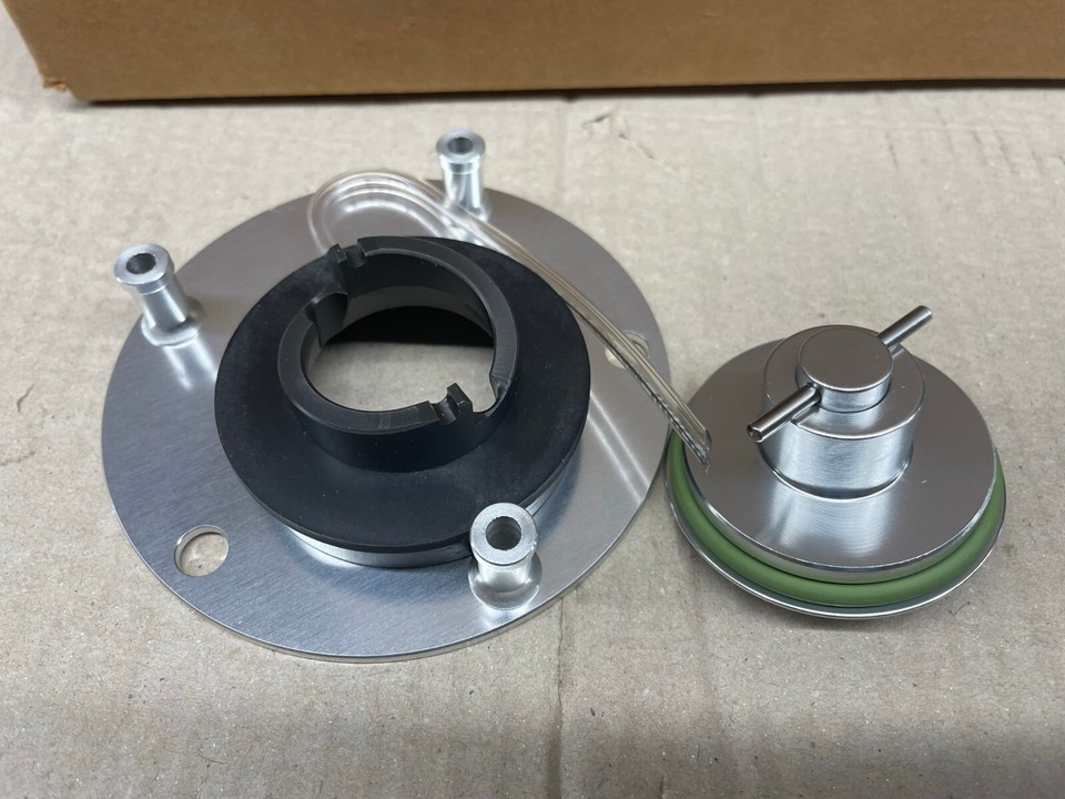Accossato Silver Gas Cap for Ducati (many) Quick Turn Fuel Cap Lightech ...
