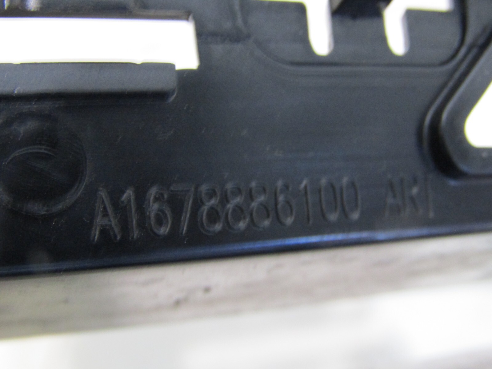 19 On Mercedes GLE V167 AMG Front Radiator Grill Trim Genuine ...