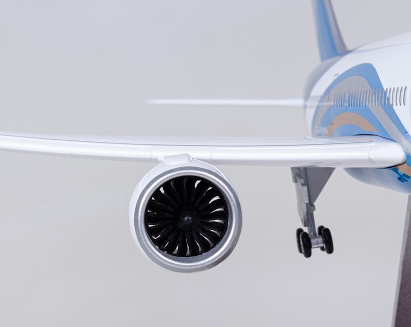 1:130 43CM OMAN AIR BOEING 787 Passenger Airplane Landing Gear Resin ...