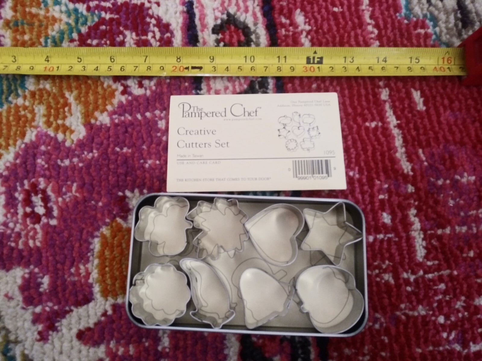 Pampered Chef Creative Cookie Cutters Miniature set guc baking small ...