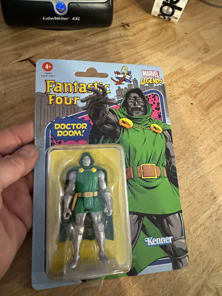 Doctor Doom Super Hero Marvel Comic Legend Toy Figure Collector Kenner ...