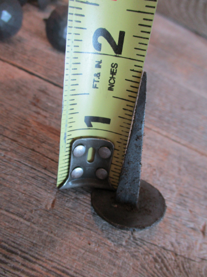25 DECORATIVE NAILS CLAVOS HAND FORGED MEDIEVAL TACKS 1 1/8" BLACK ...