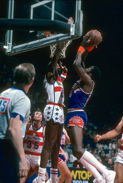 Alvin Scott of the Phoenix Suns1981 Basketball Photo | eBay Australia