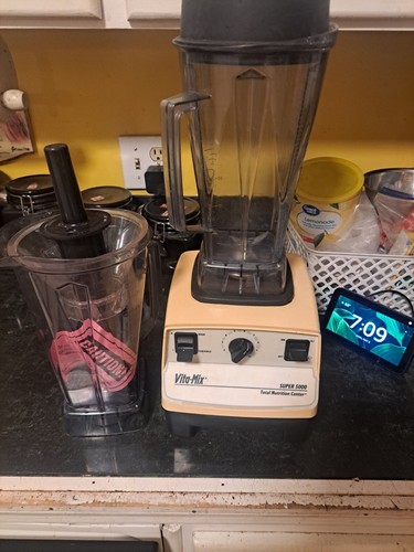 Vitamix VM0103 Vita-mix Super 5000 Blender w/ (2) 64oz Pitchers (Wet ...