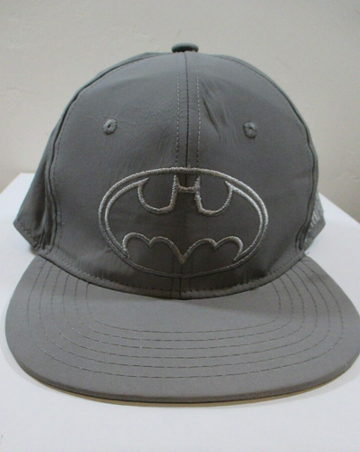 Batman Hat Cap Mens One Size Gray Snapback Logo Embroidered DC Comics ...
