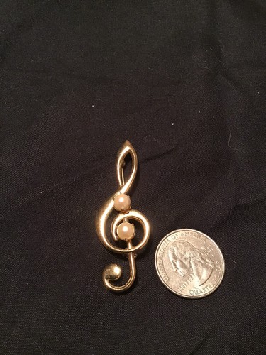 G CLEF MUSICAL NOTE PEARL GOLD TONE PIN UNBRANDED | eBay