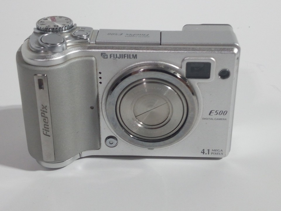 FUJI FILM E500 DIGITAL CAMERA FINE PIX, 4.1 MEGA PIXELS, SILVER, USED ...