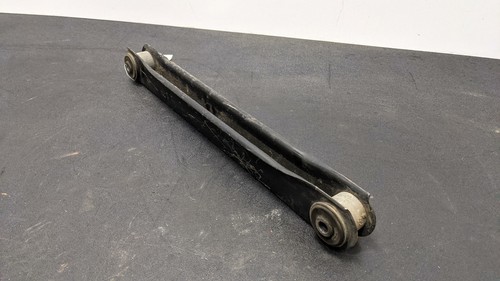 Rear Right Lower Control Arm 2016 Chevrolet Suburban 22868629 2000-2019 ...