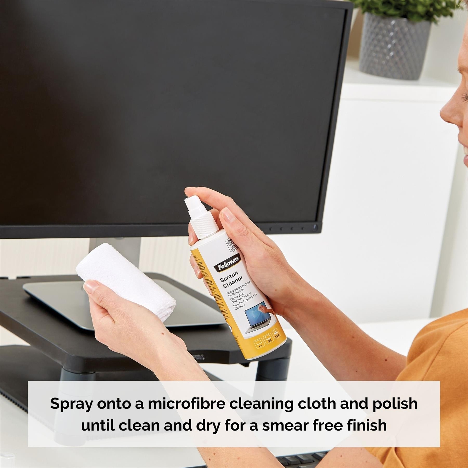 Fellowes Screen Cleaner Spray 250ml Screen Cleaning Fluid Pack of 3 ...