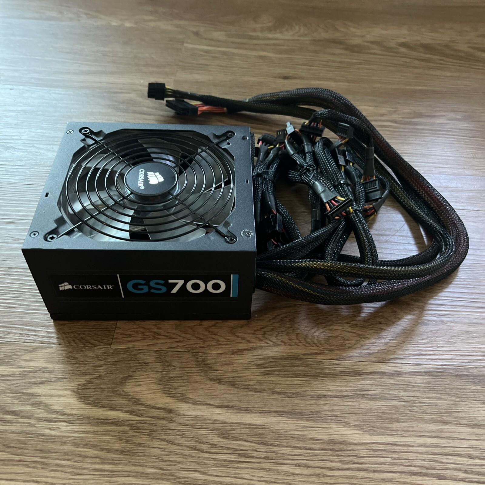 Corsair GS700 Power Supply CMPSU-700G Tri-Color LED | eBay