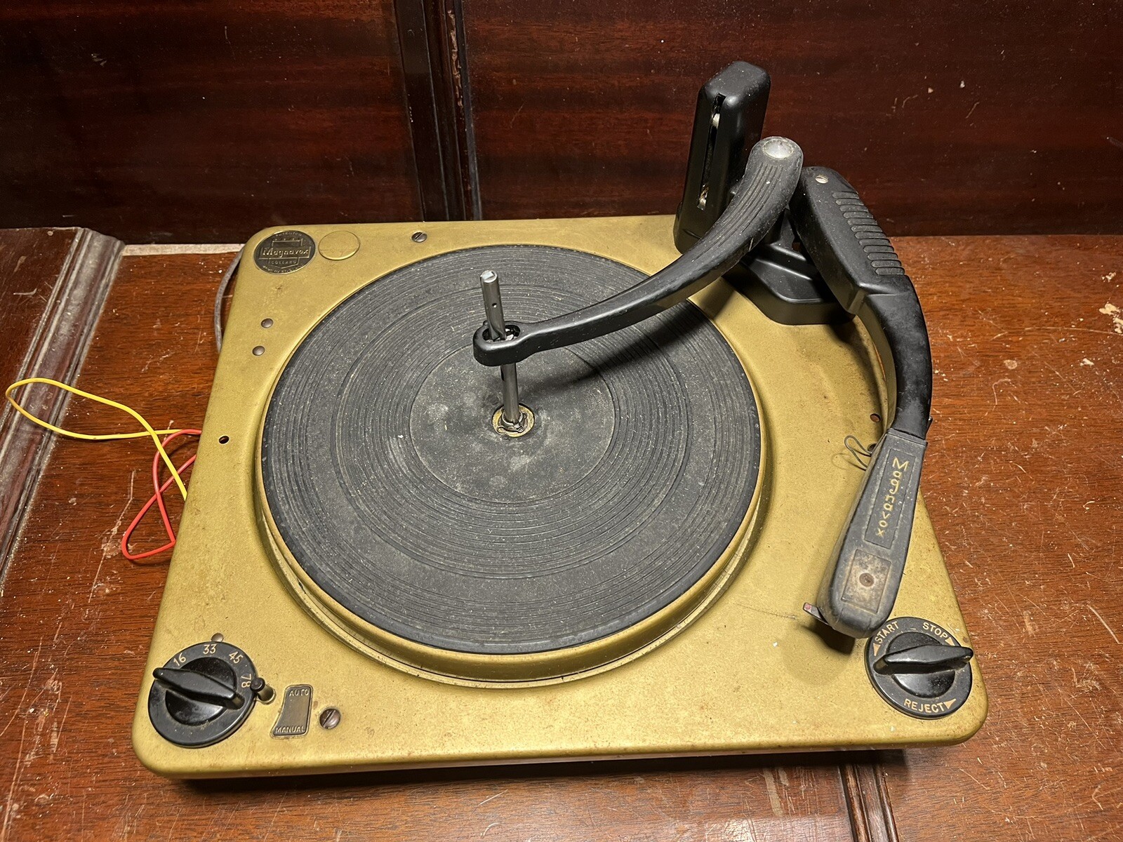magnavox collaro early 1950s model 4 speed record changer well made ...